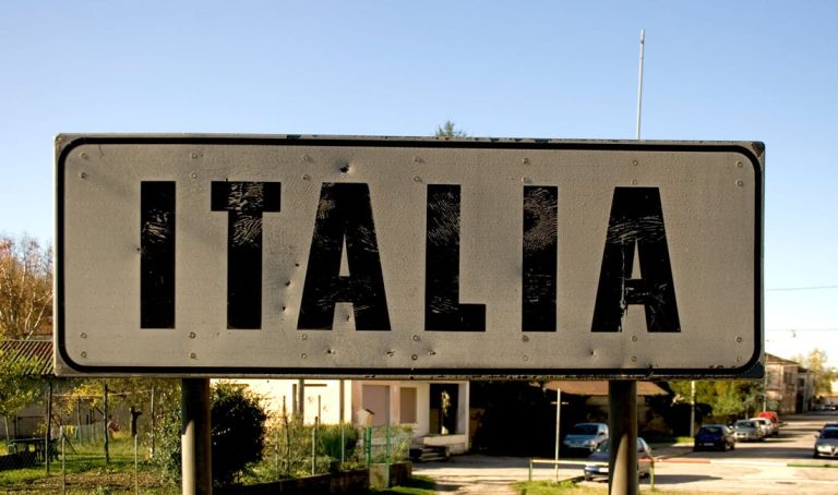 How to read italian Road Signs - Borgo Grondaie